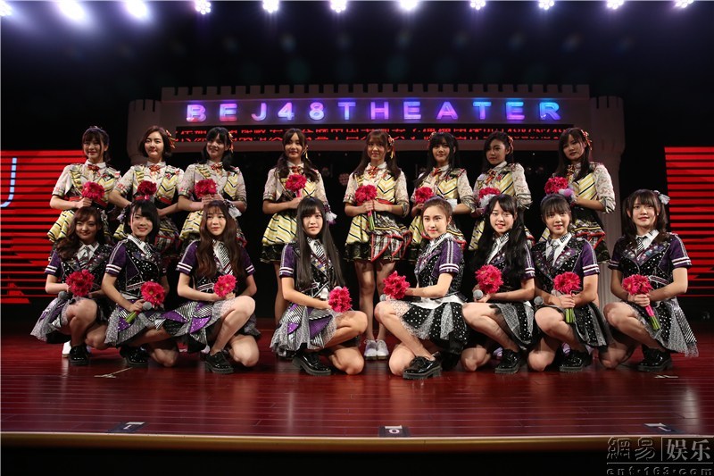 SNH48现身发布会 众成员穿萝莉装热舞遇尴尬 (100) -6parkbbs.com