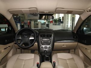 【图】奔腾B50 2011款1.6AT时尚型_网易汽车