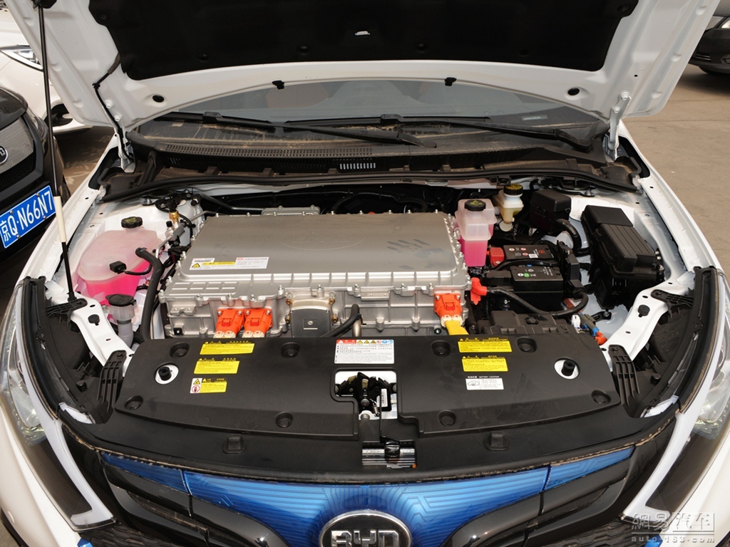 【图】比亚迪秦EV 2016款 EV300 尊贵型_网易汽车