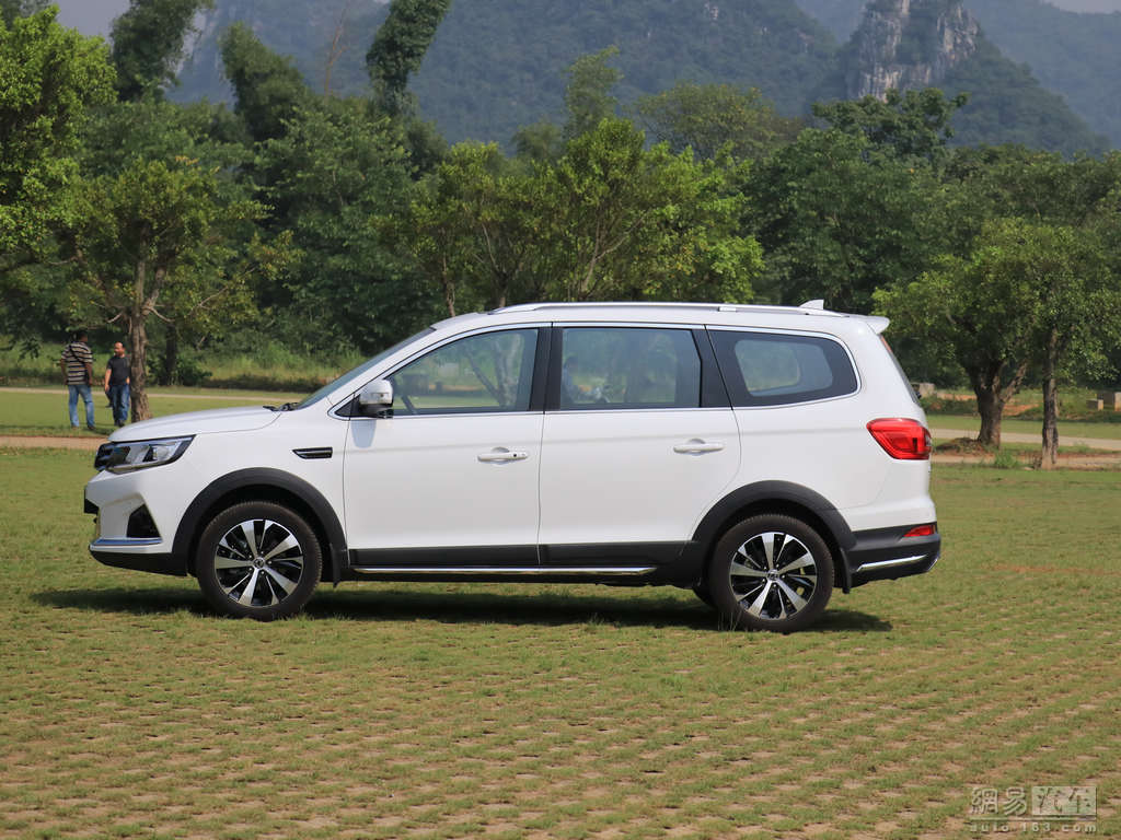 【图】东风风行景逸X6 2018款 1.5T CVT尊贵型_网易汽车